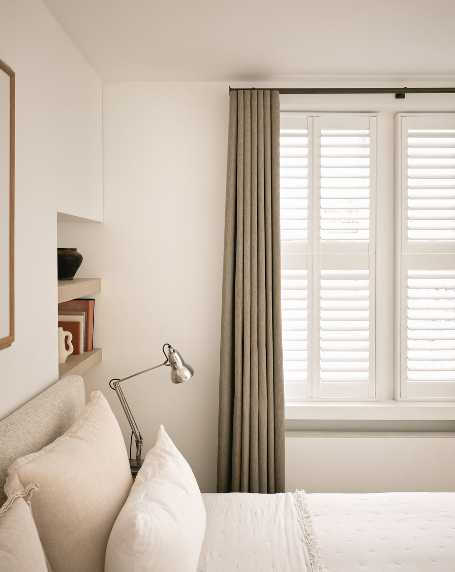 Silent Gliss 7610 Metropole Antique Bronze | Pole Design UK